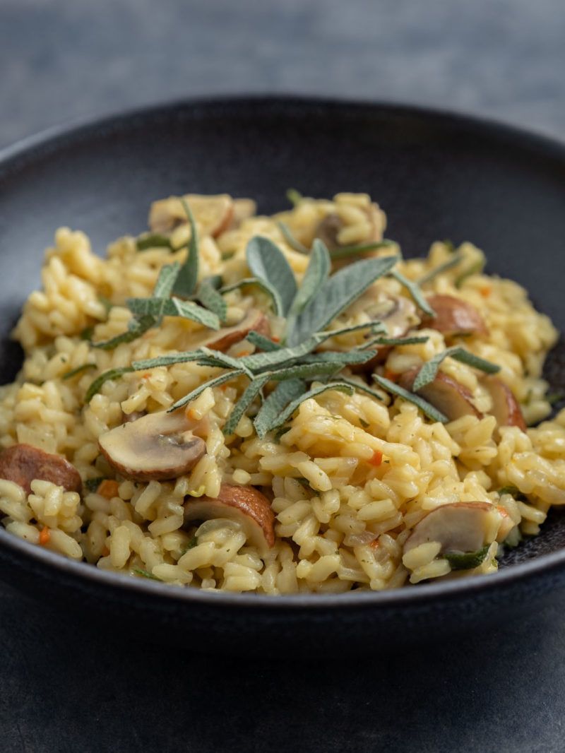 Rezept: Champignon-Risotto mit Salbei - ABOUT FUEL